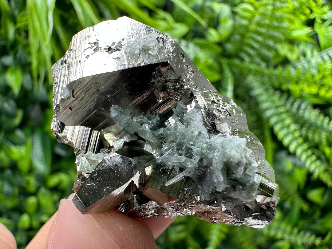 Stunning Rare Pyrite R, Rare Crystal Morphology Pyrite Whit Quartz ...