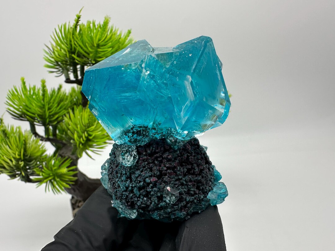 Exceptional Turquoise ALUNITE Aqua Crystal on Matrix UV Active, Lab ...