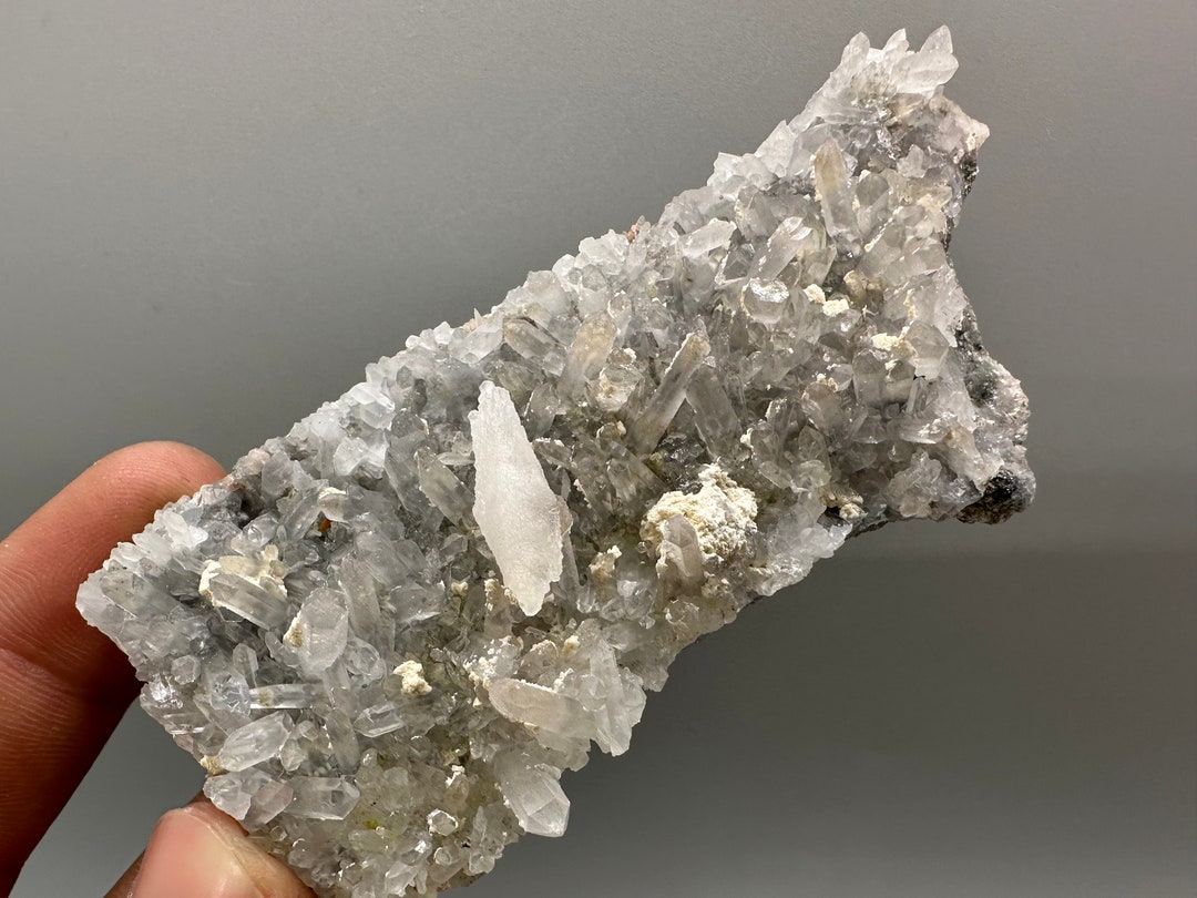 Stunning UV Fluorescent Calcite on Green Quartz Inclusions Chlorite ...