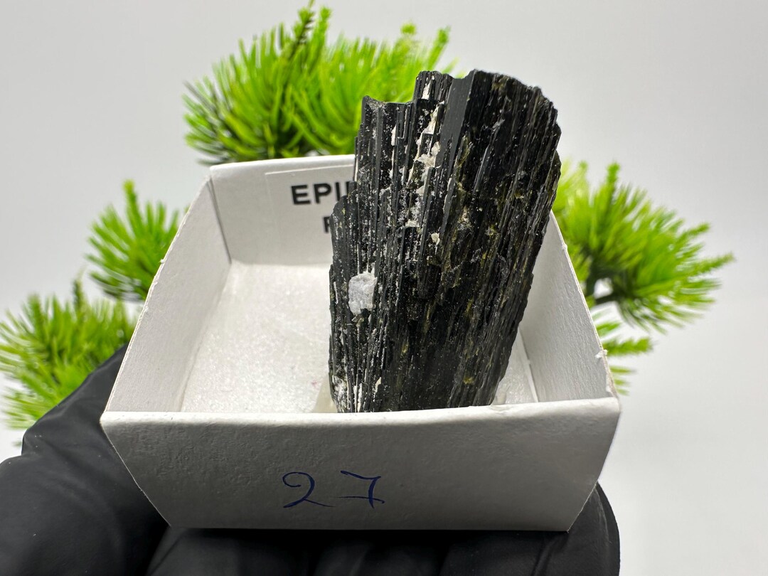Very Rare Epidote From Peru,stunning Green Epidote,wholesale Epidote ...