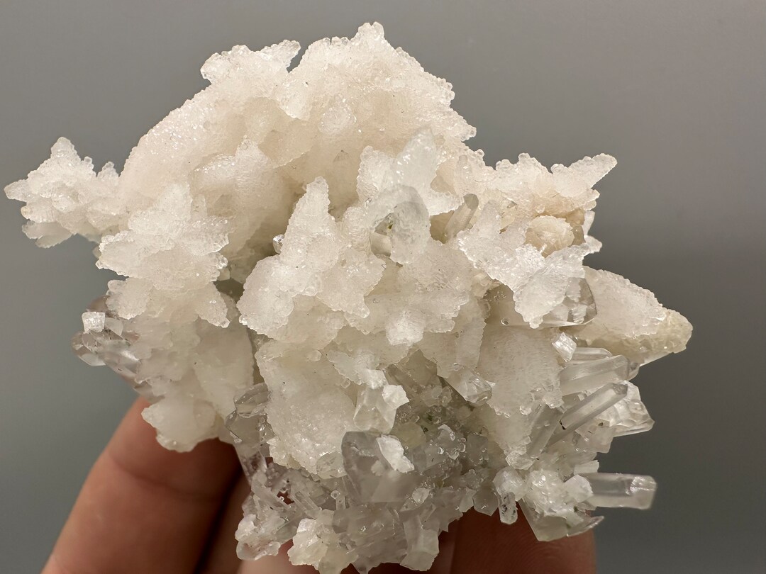 Wonderful Uv Fluorescent Calcite on Transparent Quartz Natural ...