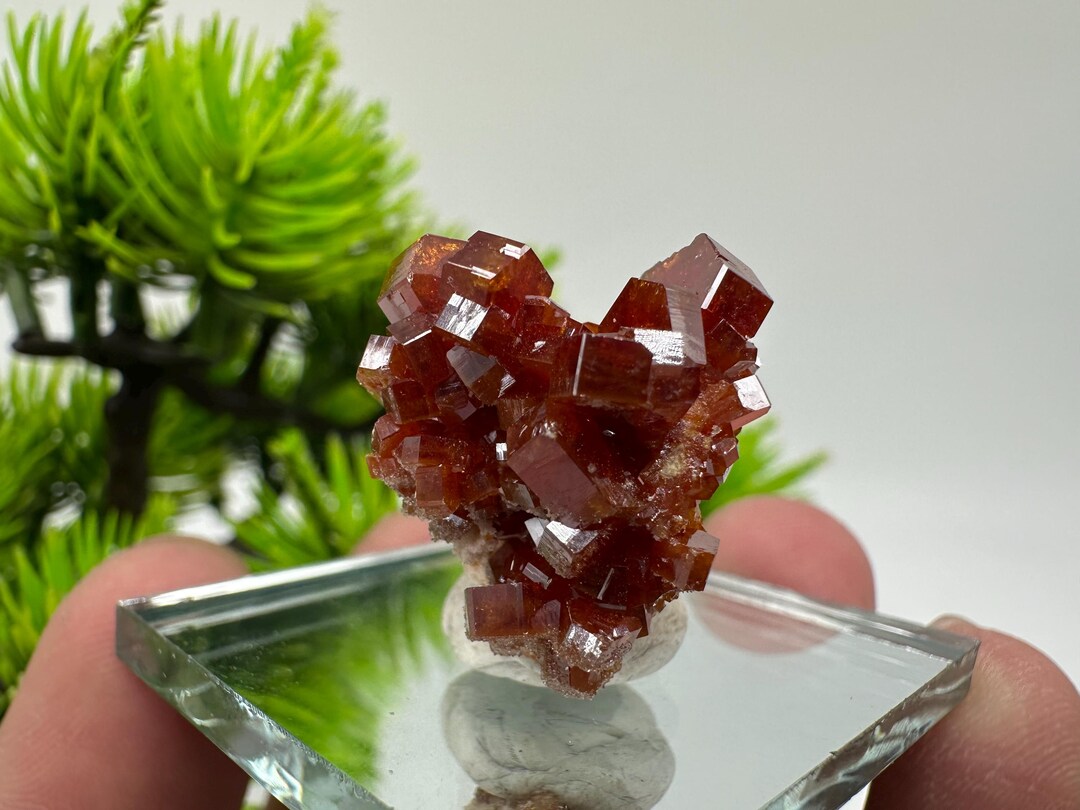 Red Vanadinite Crystal From Morocco,crystal,mono Crystal,mineral ...