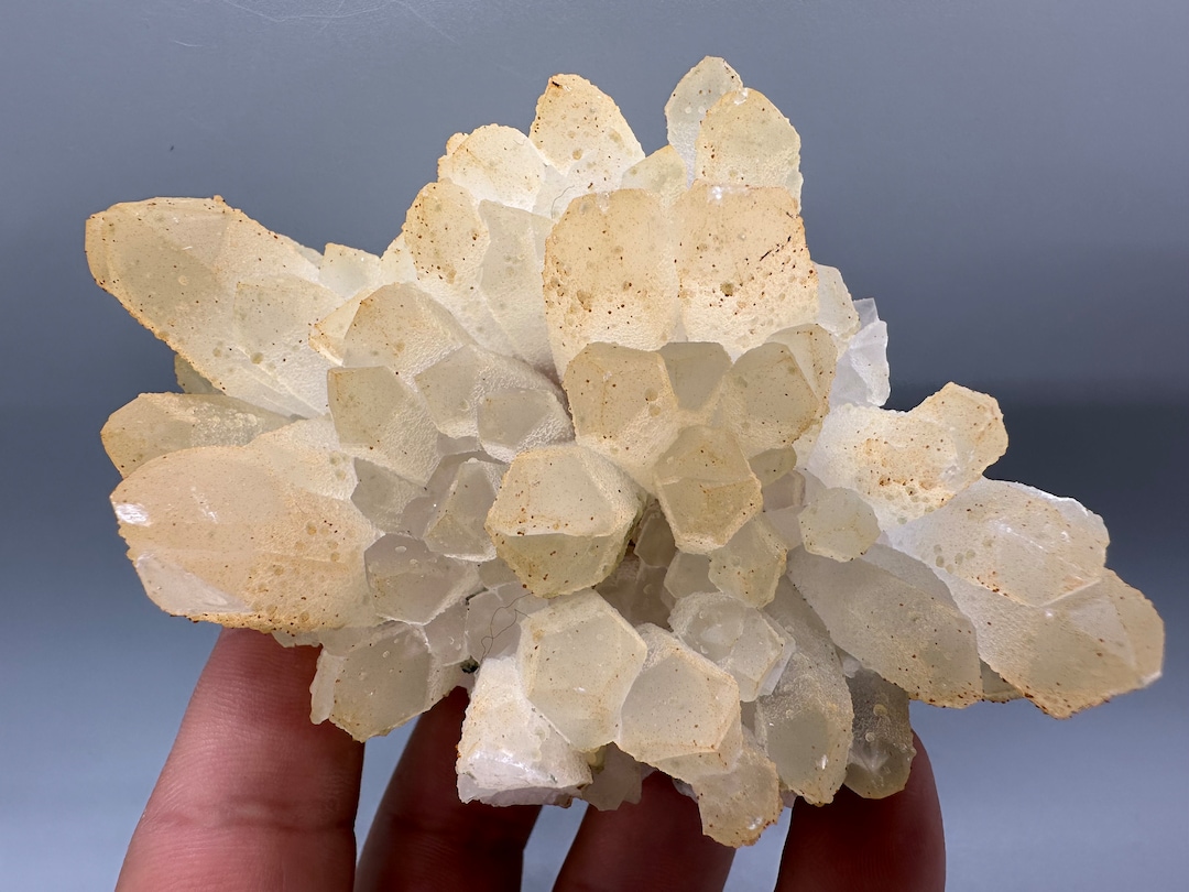 Stunning Quartz Limonite,iron Oxide Inclusions Natural Minerals ...