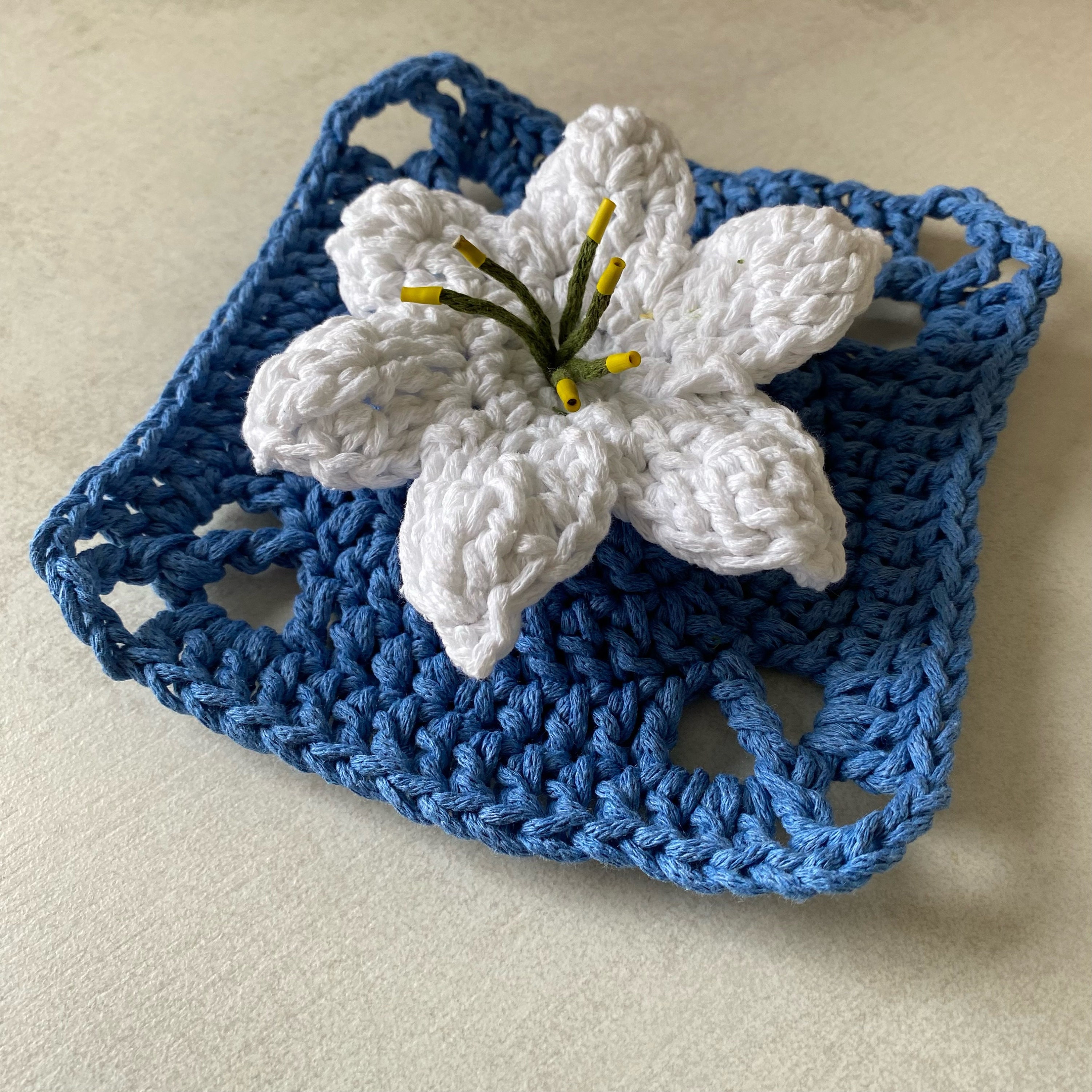 Elegant Crochet Easter Lily Granny Square - Spring Floral Crochet ...