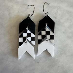 Racing Earrings, Black and White Checkered Flag Earrings, Arrow Acrylic ...