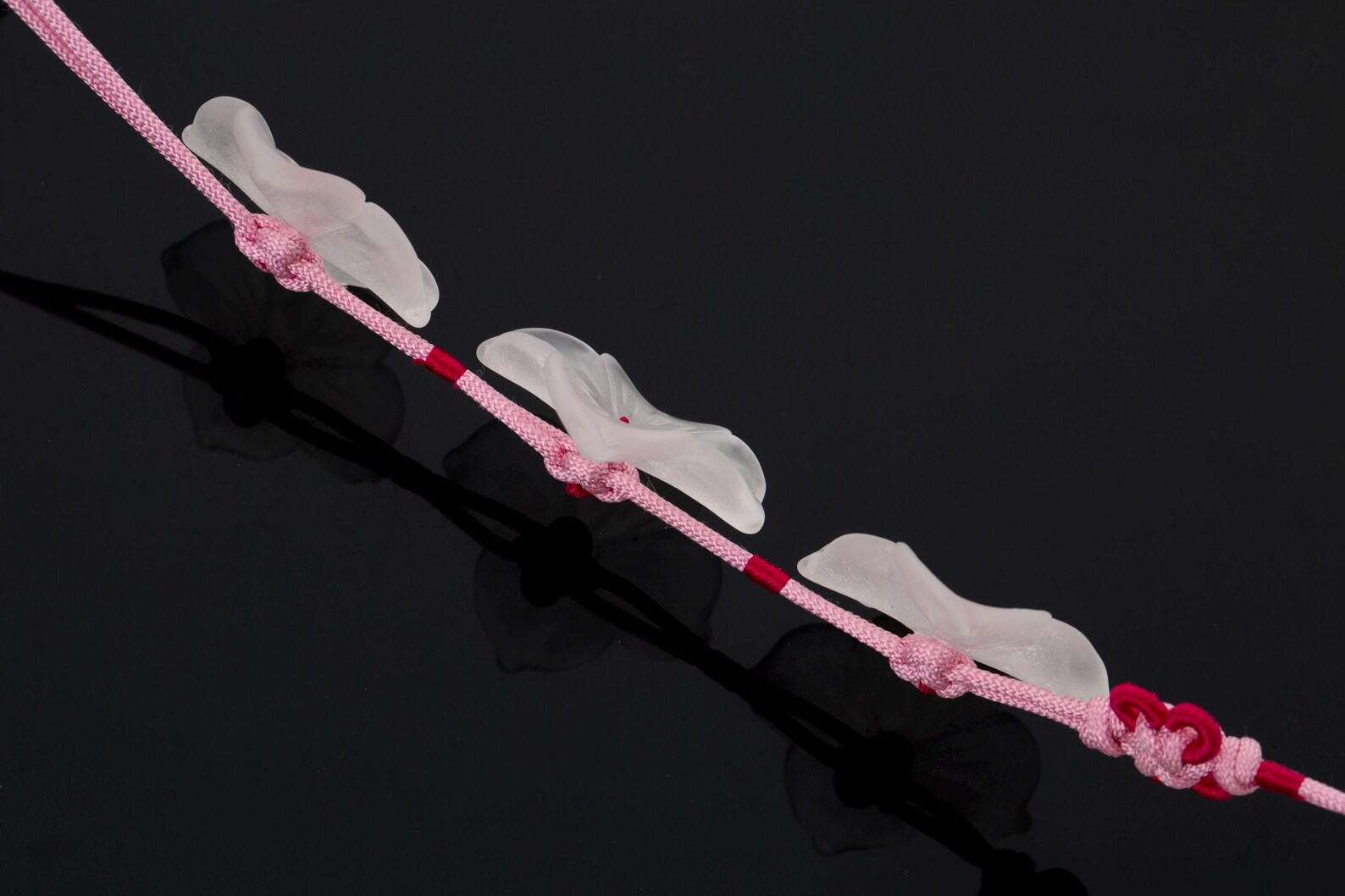 White Flower Class 30 Cm Pink Pretty Norigae – Korean Traditional Silk ...