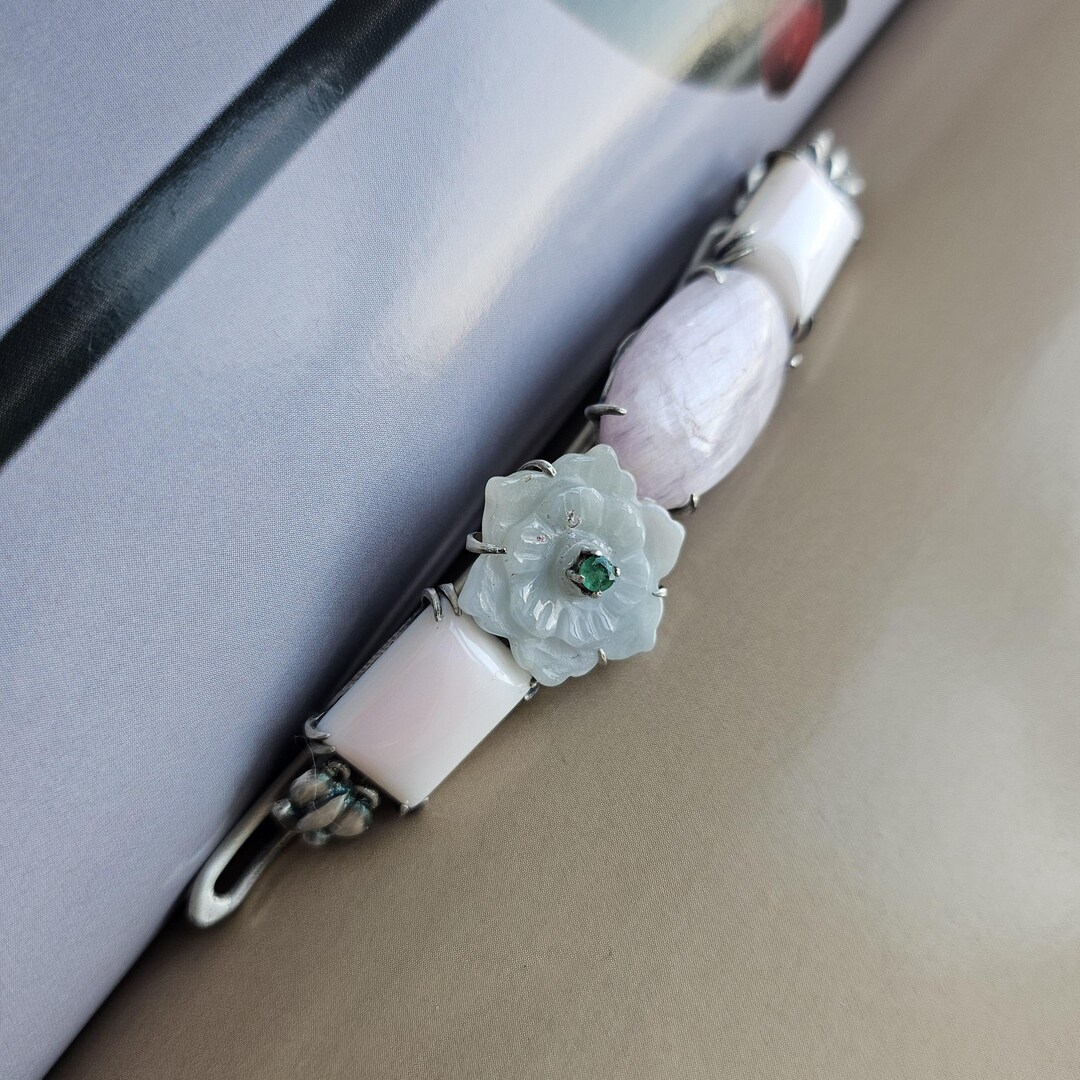 Handcrafted Korean Hairpin – Jade, Conch Shell Kunzite Emerald ...