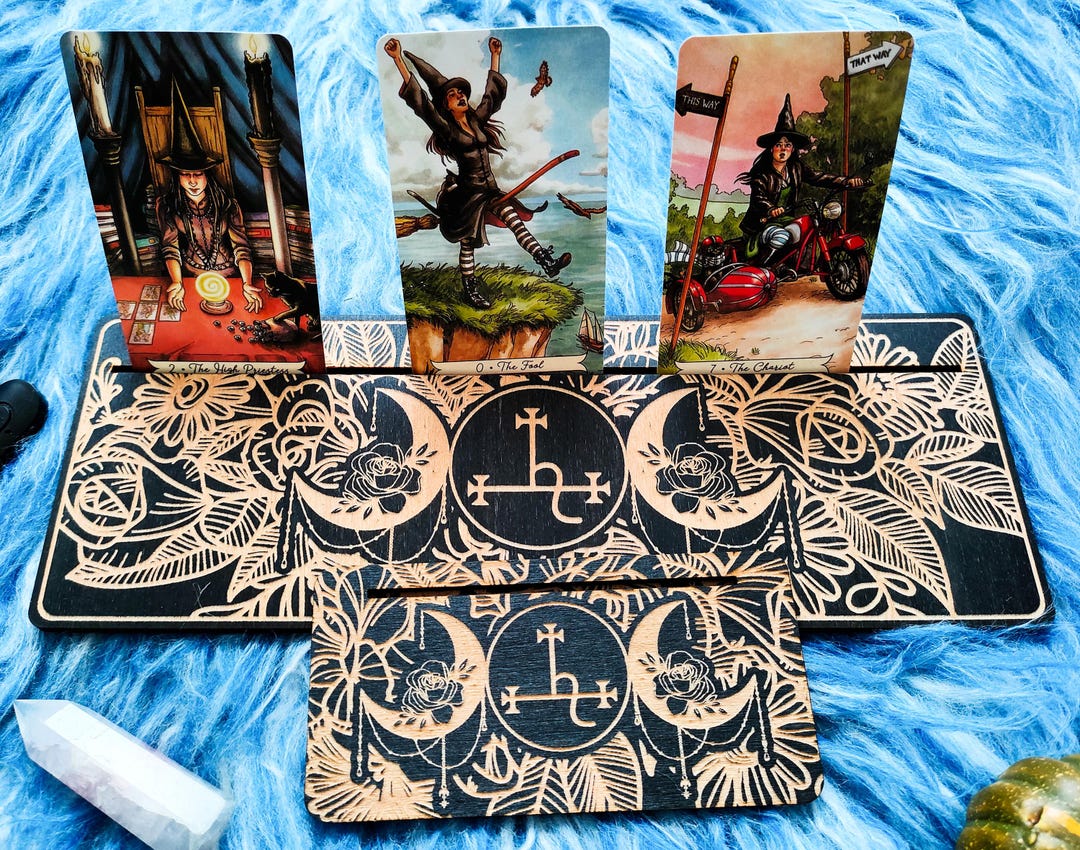 Lilith Tarot Card Stand Set – Tarot Holders for Altar, Witchcraft ...