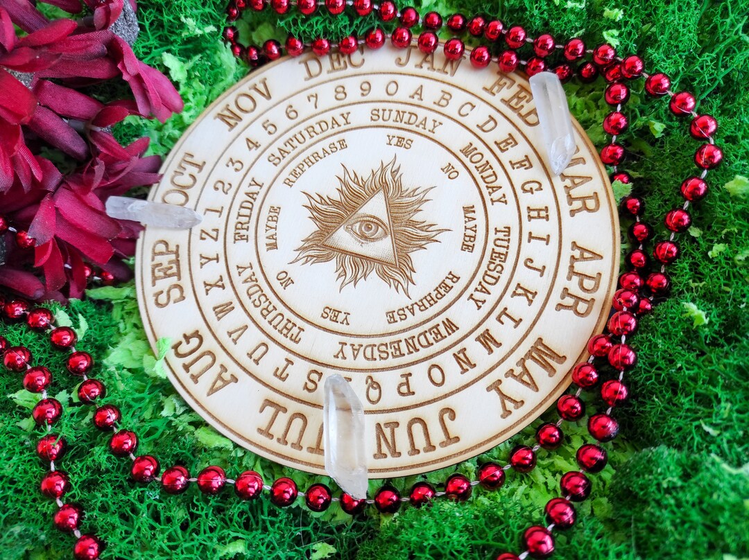 Pendulum Board and Spirit Boarf With All Seeing Eye for Answers ...