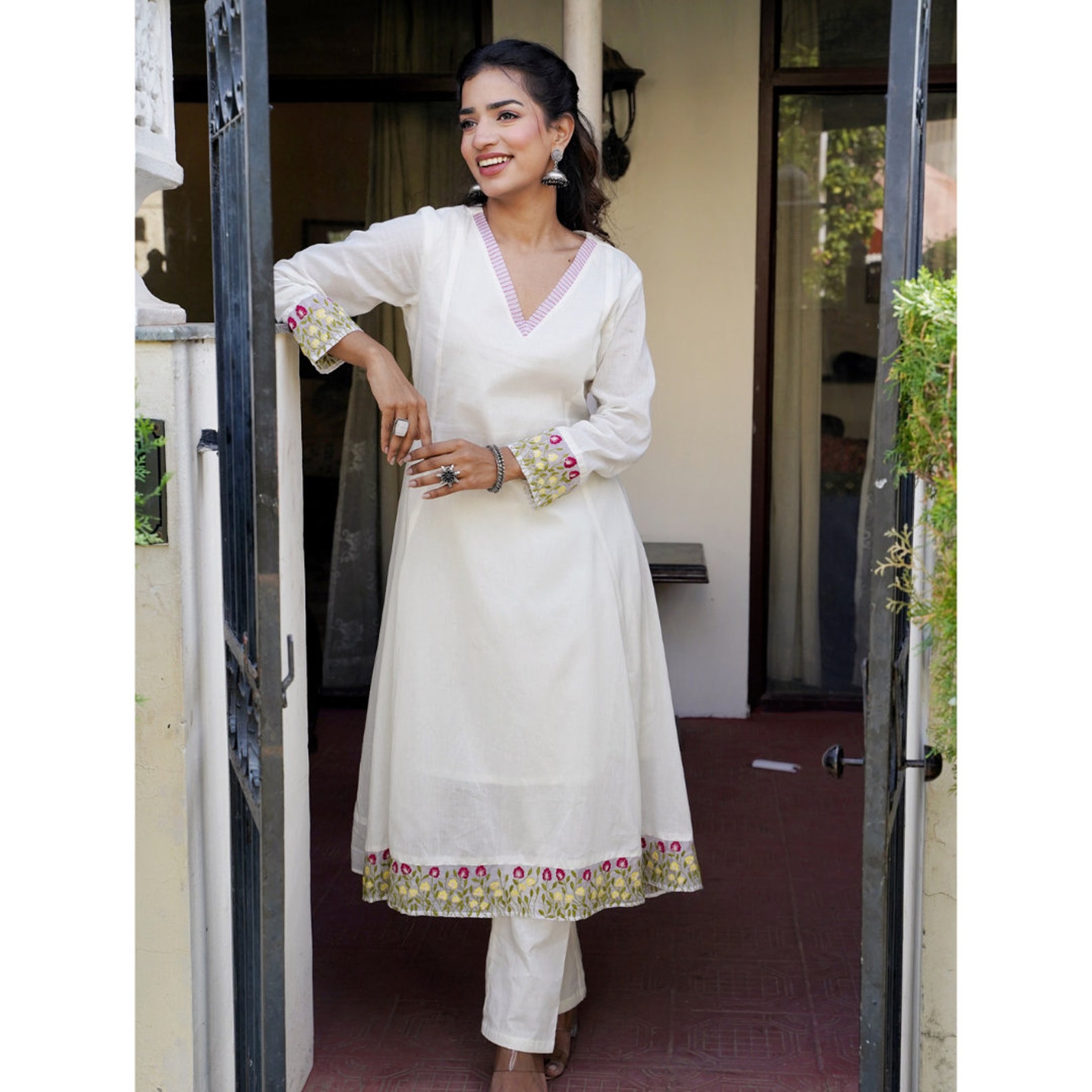White Pure Cotton Embroidered Kurta Set Best Seller KURTA Set With ...