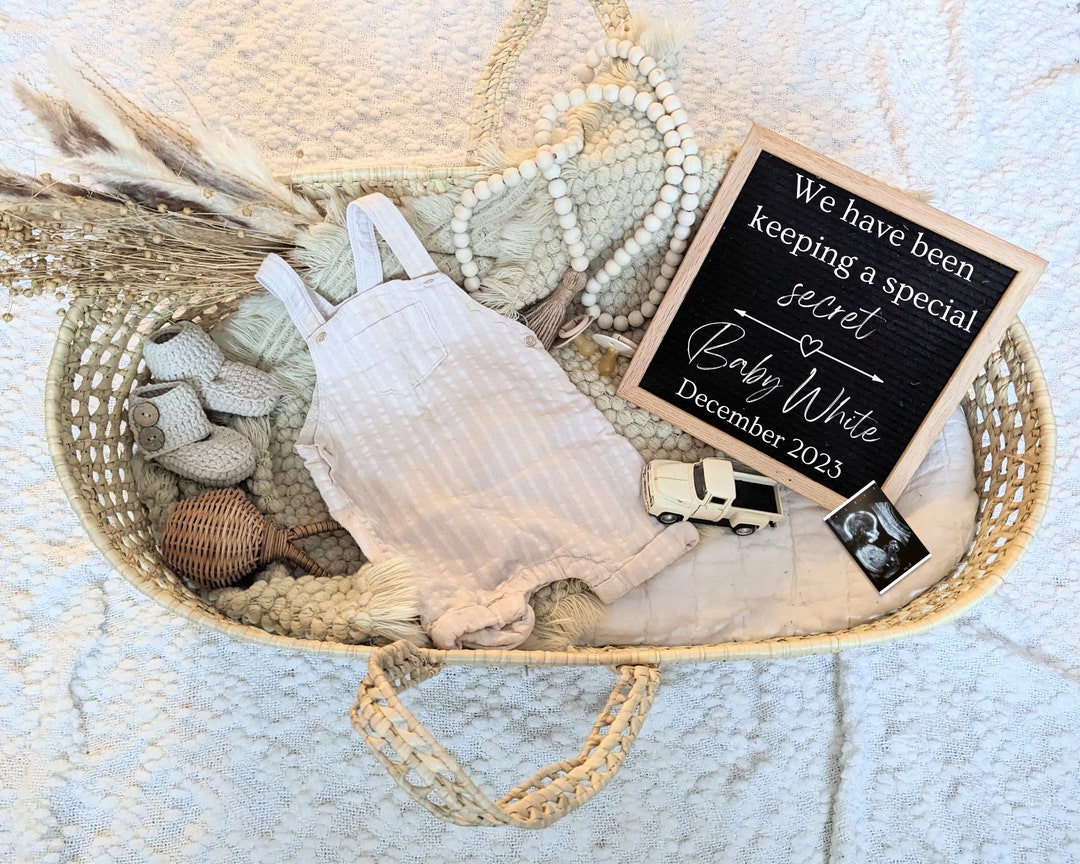 Neutral Baby Pregnancy Announcement |pregnancy Announcement | Baby ...