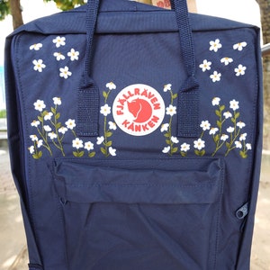 Hand Embroidery on Fjallraven Kanken Backpack With Daisy Flowers/custom ...