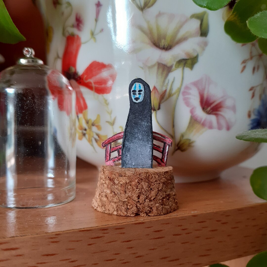 Diorama Miyazaki Chihiro Faceless - Etsy