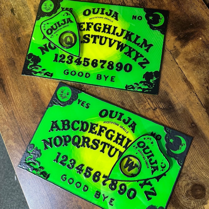 Hand Painted UV Glass Spirit Board & Planchette GREEN - Etsy