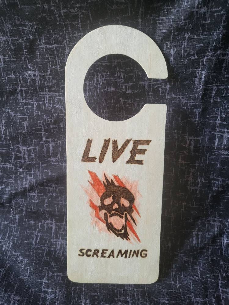 DEAD BY DAYLIGHT Live Screaming Door Hanger dbd, Funny, Streamer ...