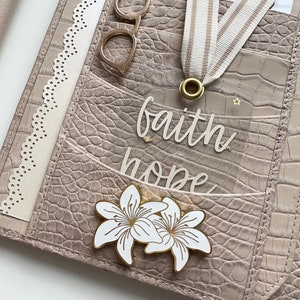 Lilies Enamel Magnet | White Lilies or White and Beige Lilies Magnet ...