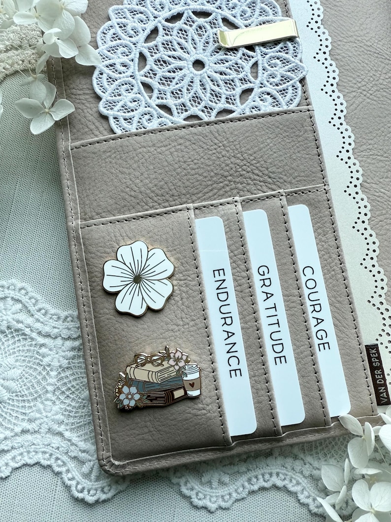 Books and Your Favorite Drink Planner Magnet | Gold Plated Finish ...