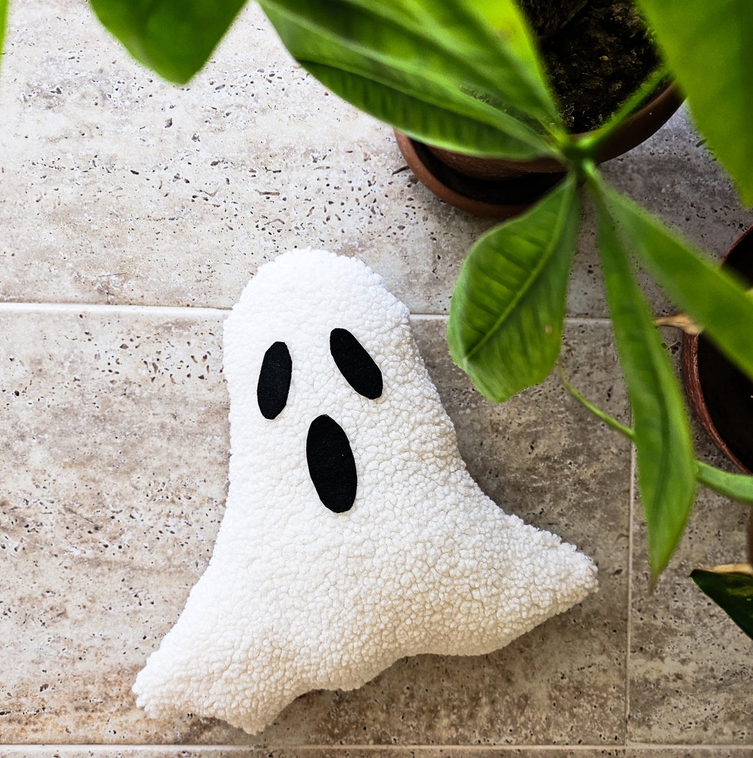 Sherpa Ghost Pillow, Halloween Boo Ghost Pillows, Halloween Home Decor ...
