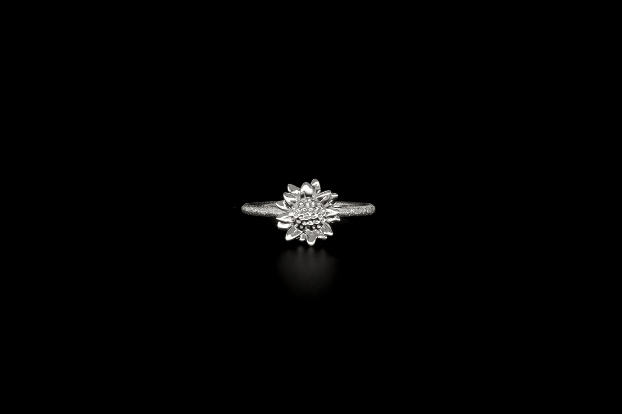 Sunflower Stacking Ring Wilde Flower. Small Silver Sunflower Ring ...