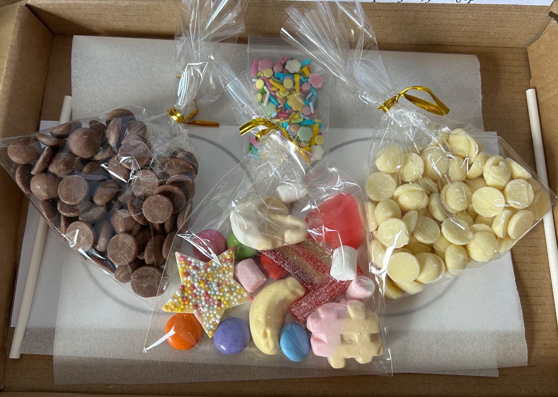 Create Your Own Choco-pops, Chocolate Lolly Kit, DIY Chocolate Lolly ...