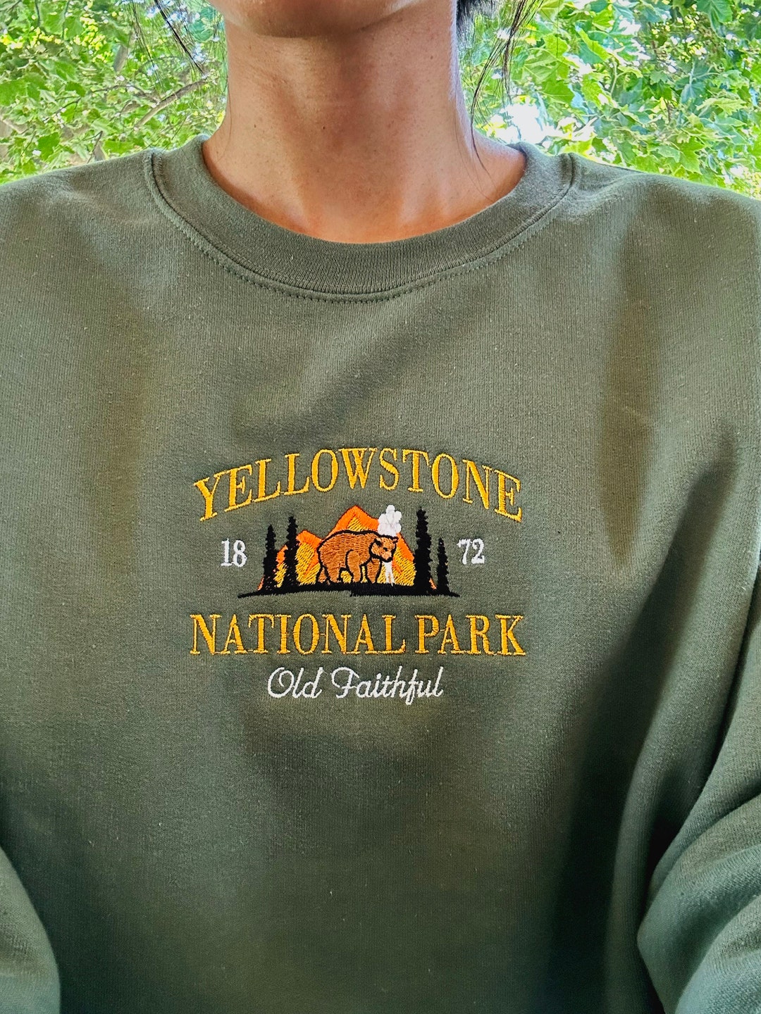 Yellowstone Old Faithful Embroidered Unisex Crewneck Sweatshirt ...