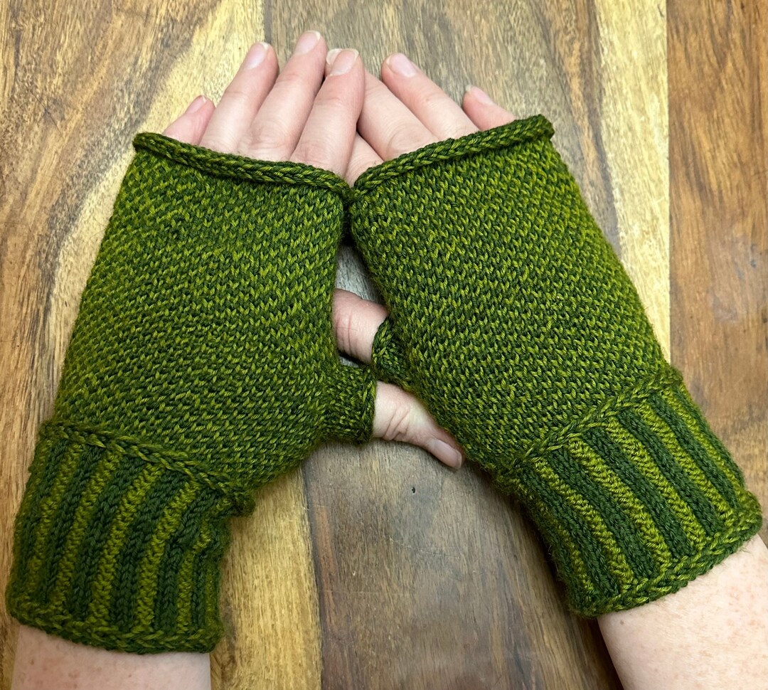 Knitting Pattern - Salt N Pepper Fingerless Gloves|great First ...