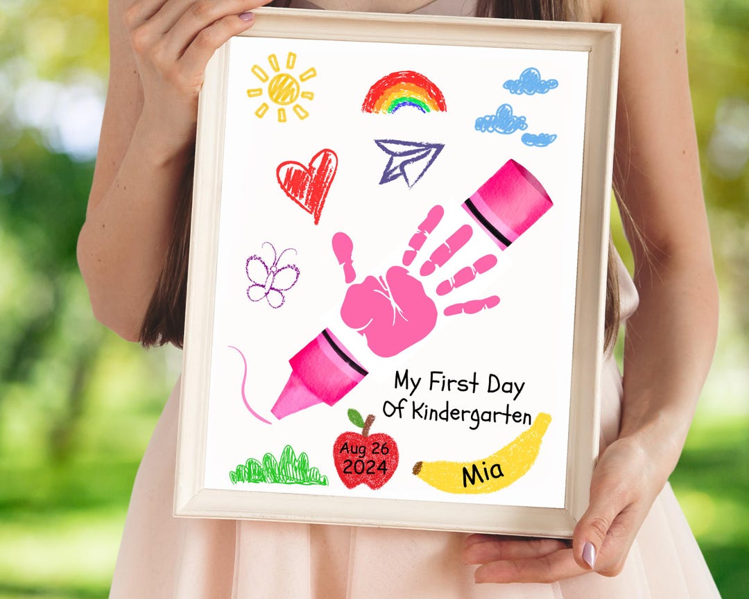My First Day of Kindergarten Handprint Craft, First Day of School Sign ...