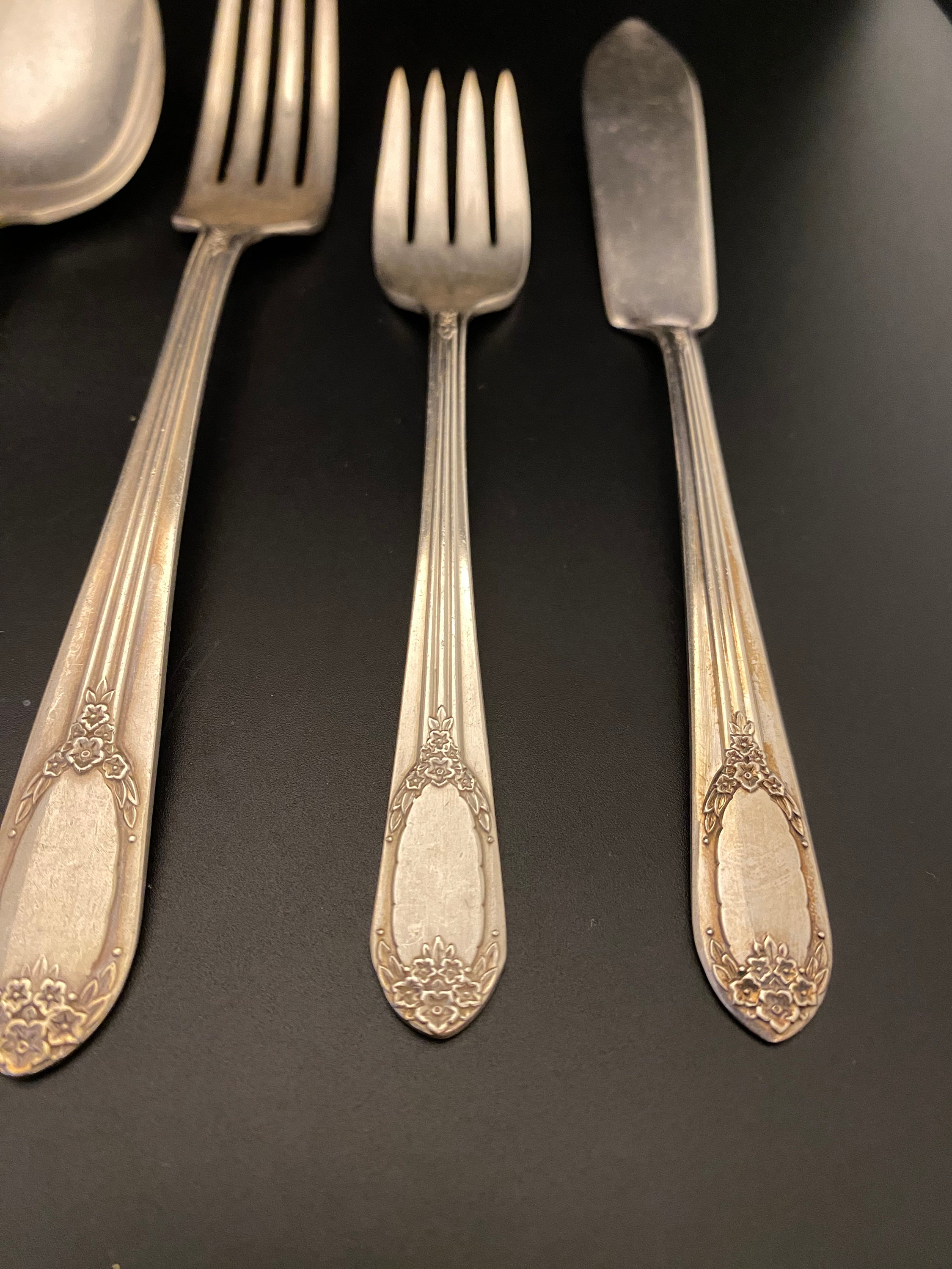 Garland AKA "rapture", by Rogers Bros, 1937, Assorted Pieces Available ...