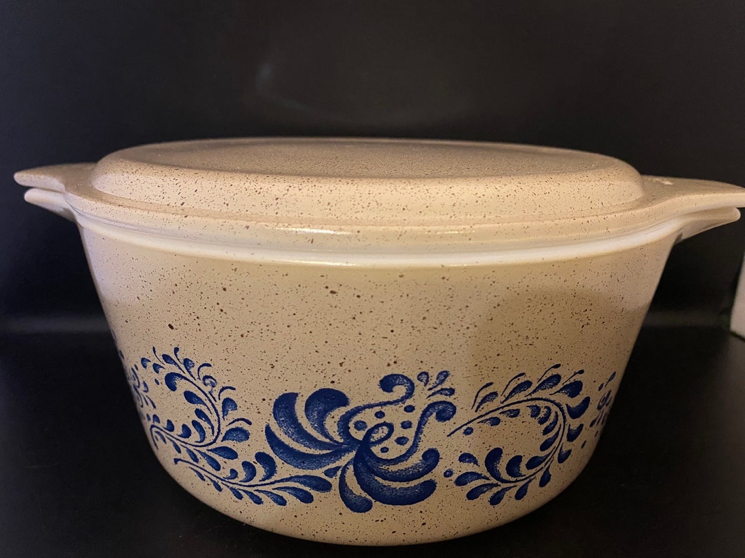 Pyrex "homestead Brown" 1 & 1/2 Qt Casserole With Lid. - Etsy