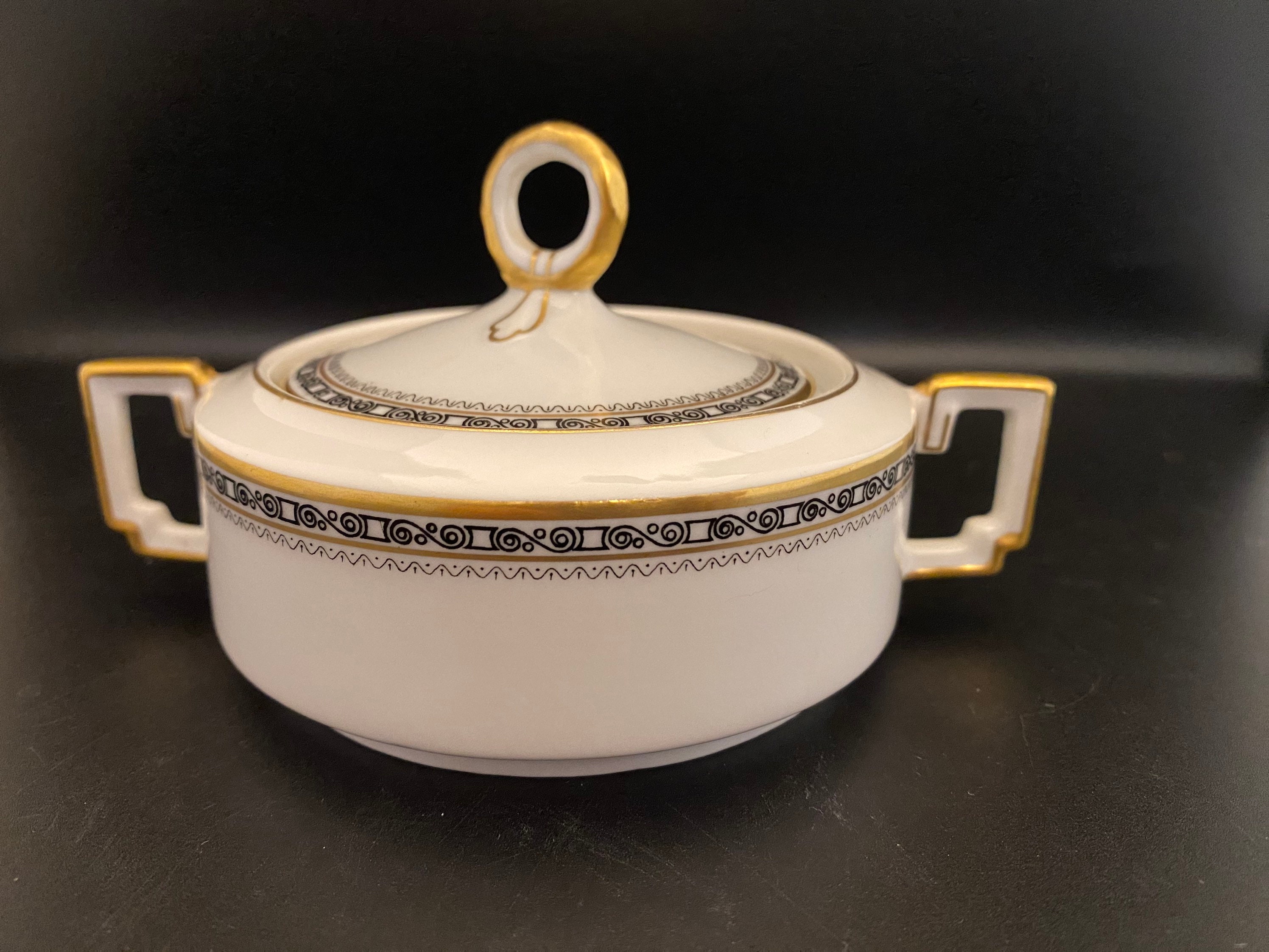 Heinrich H&C, Selb, Bavaria - Imperial, Made in 1918 Heinrich H&C, Selb, Bavaria - Imperial, Made in 1918