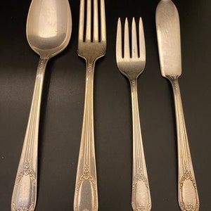 Garland AKA "rapture", by Rogers Bros, 1937, Assorted Pieces Available ...