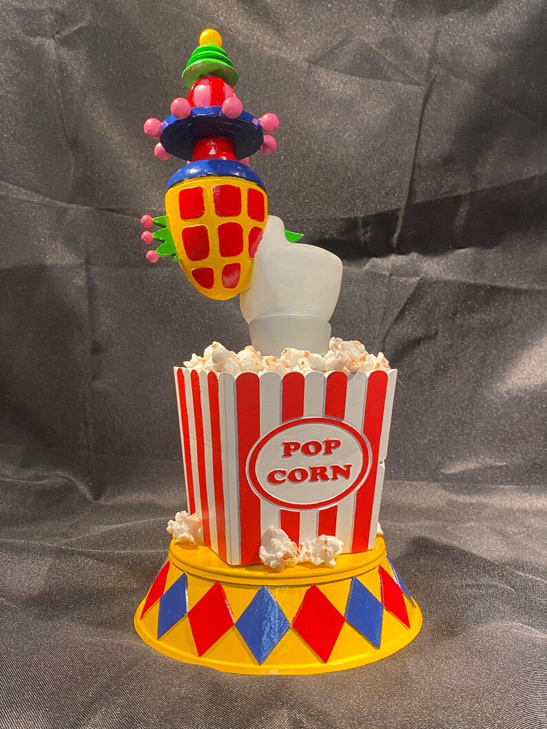 Killer Klowns Statue 80s Horror Outer Space Clown Popcorn Cotton Candy ...