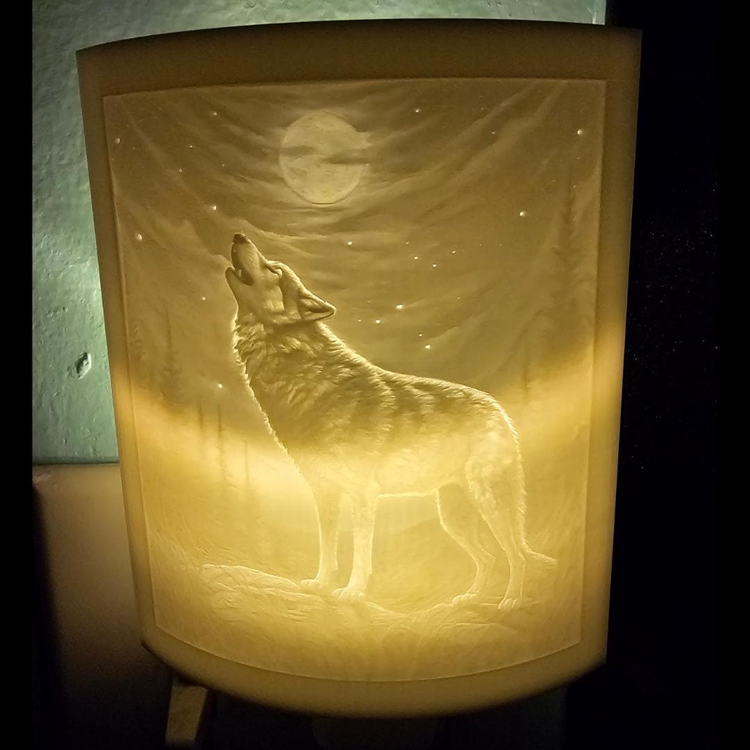 3D Printed Howling Wolf Lithophane LED Night Light - Etsy