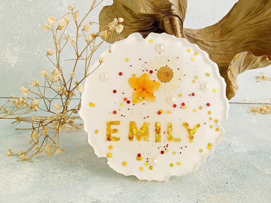 Personalized Resin Coaster: Initial Name, Pressed Flowers, Jewelry Dish ...