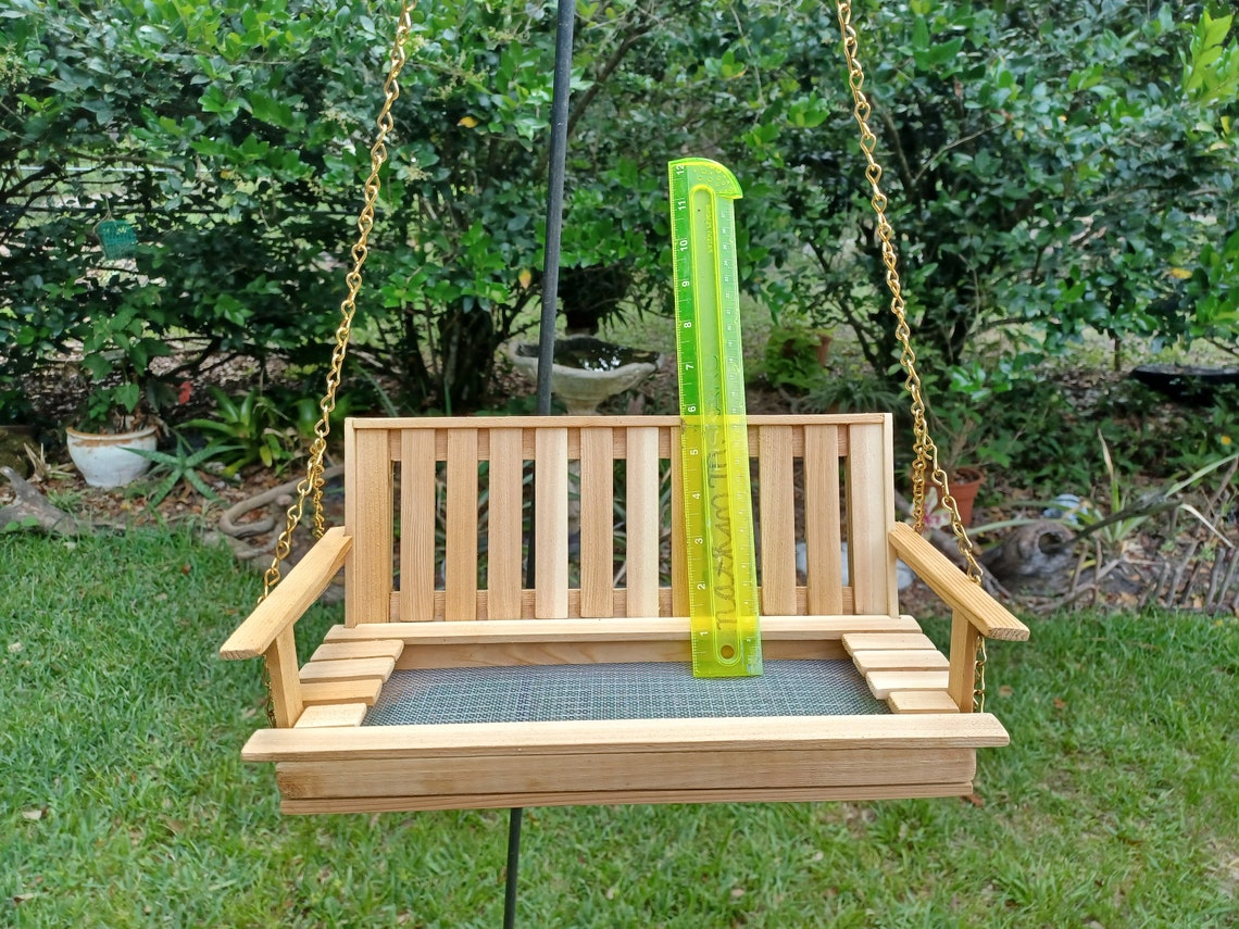 Cedar Porch Swing Bird Feeder - Etsy