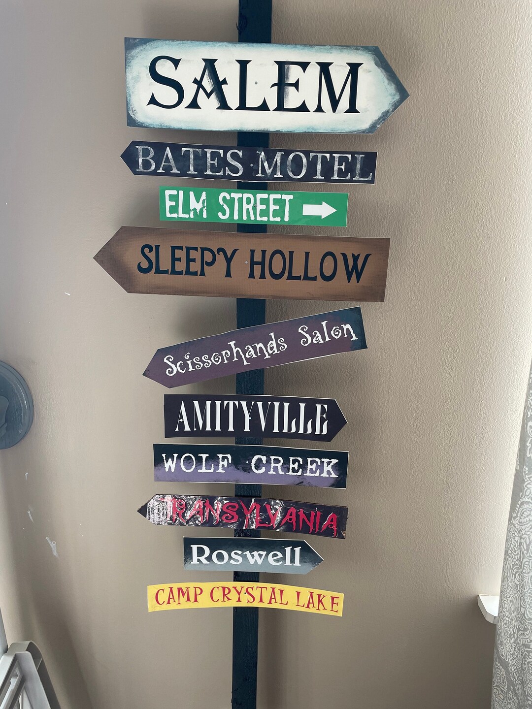 Halloween Directional Signs Cricut - Etsy