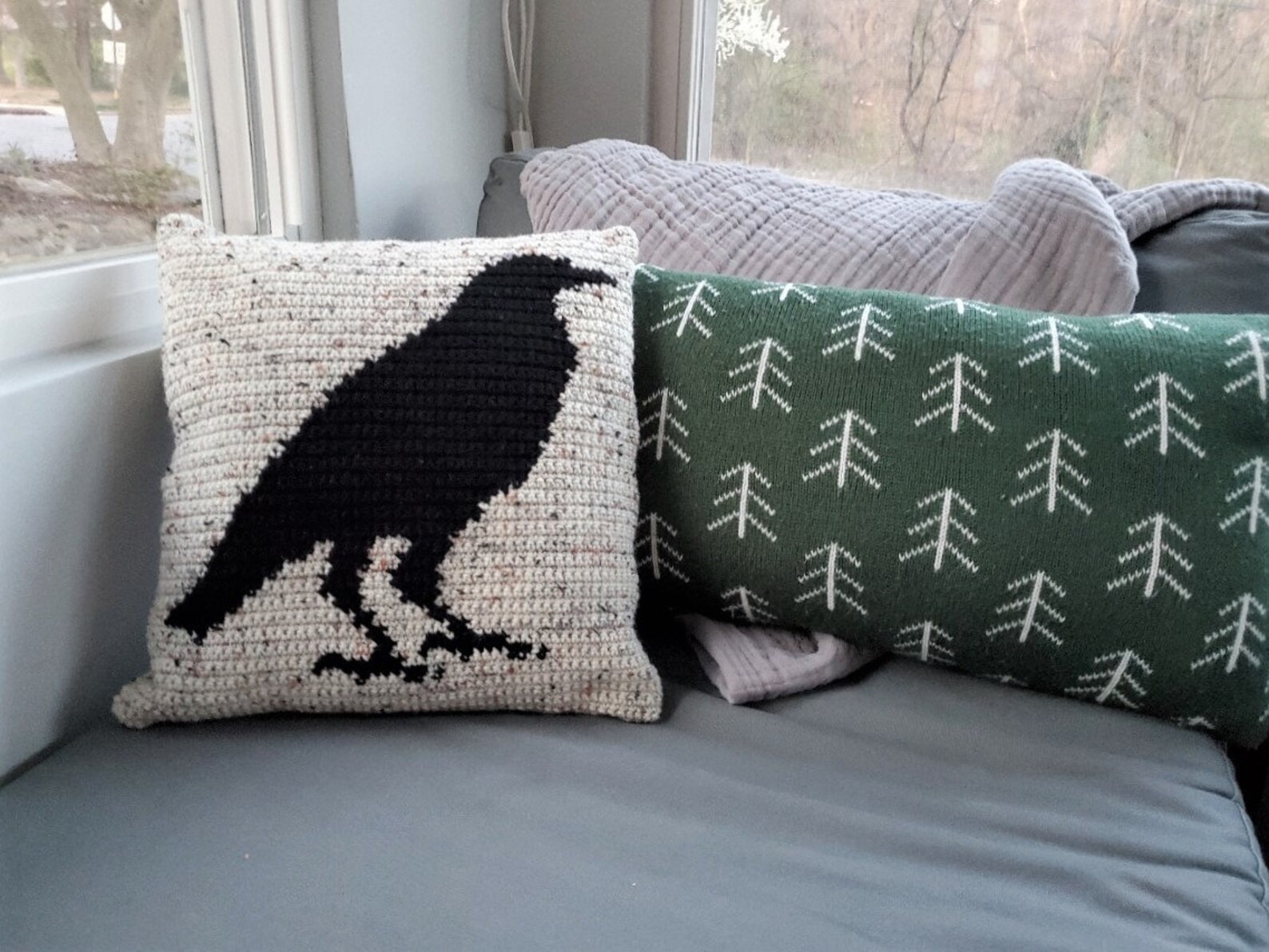 Crow Crochet Pillow Pattern, Crow Home Decor, Spooky Crochet Pillow ...