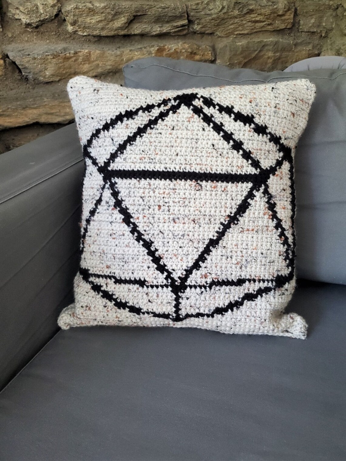 D20 Pride Flag Crochet Pillow Pattern, Dungeons and Dragons Rainbow ...