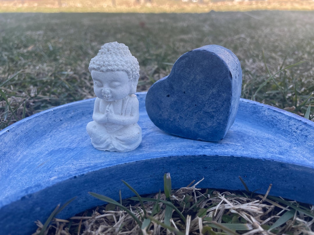 Cement Moon Shaped Bee Puddler Station | Butterfly Concrete Blue ...