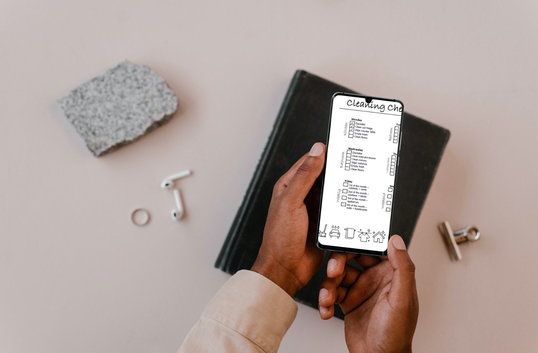 Minimalist Cleaning Checklist Printable , Weekly Cleaning Schedule ...