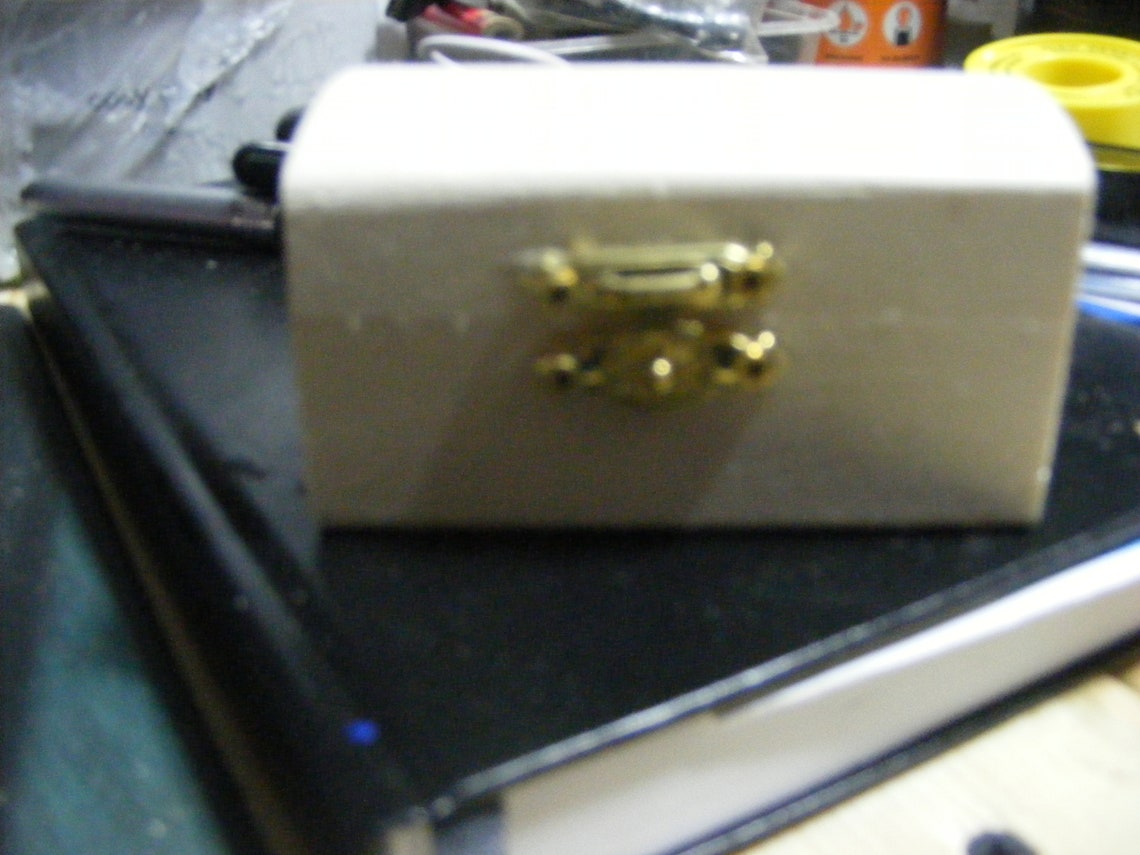 Mini Wooden Treasure Box/jewellery Box - Etsy