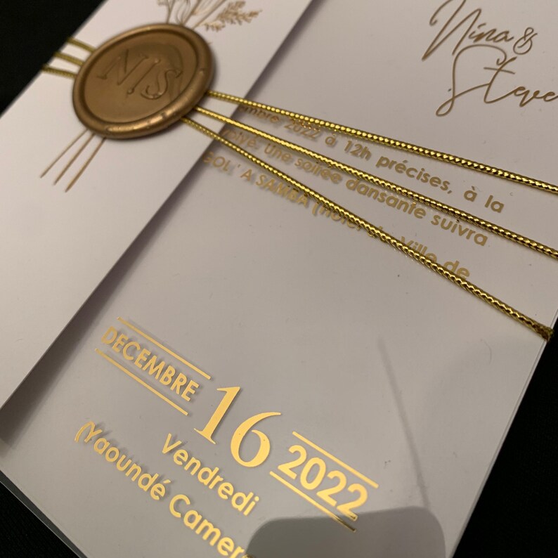 Elegant Gold Foil Acrylic Wedding Invitation Set With Rope and Seal Wax ...