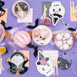 Dracula Vampire Plates | Paper Plates | Halloween Tableware | Halloween ...