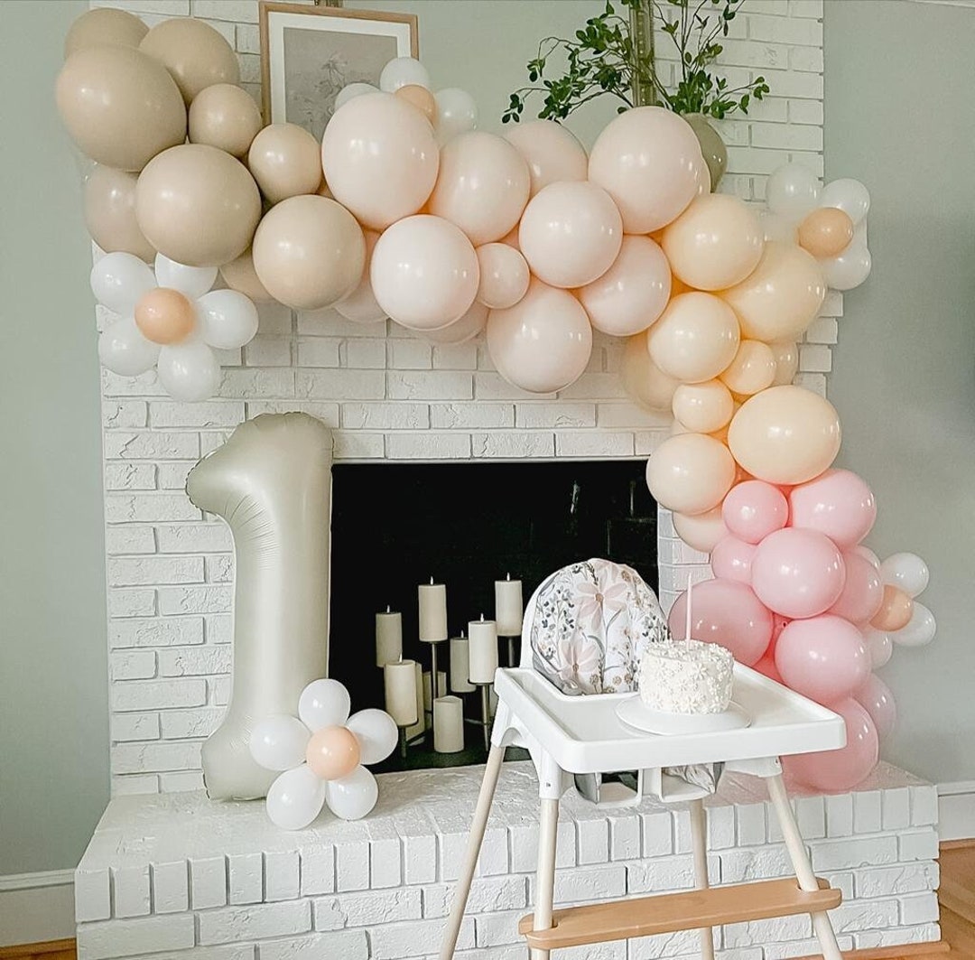 DIY Daisy Balloon Garland, Flower Arch Decor, Groovy Birthday Decor ...
