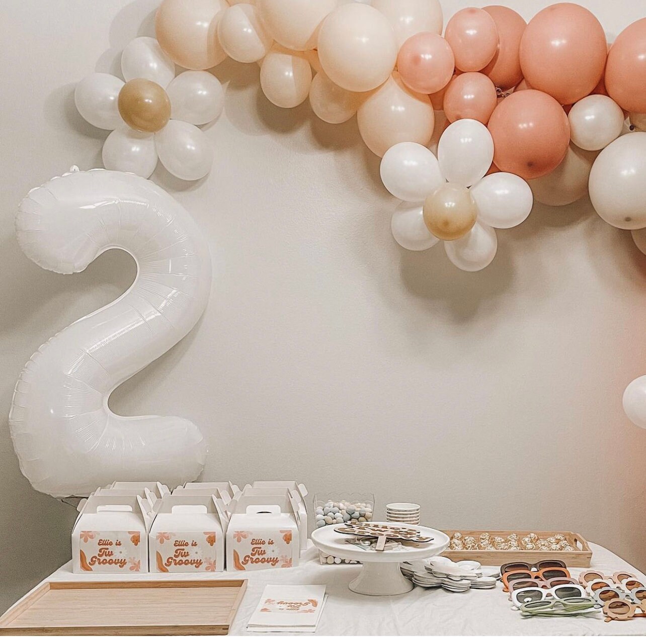 DIY Daisy Balloon Garland Flower Arch Decor Groovy Birthday - Etsy