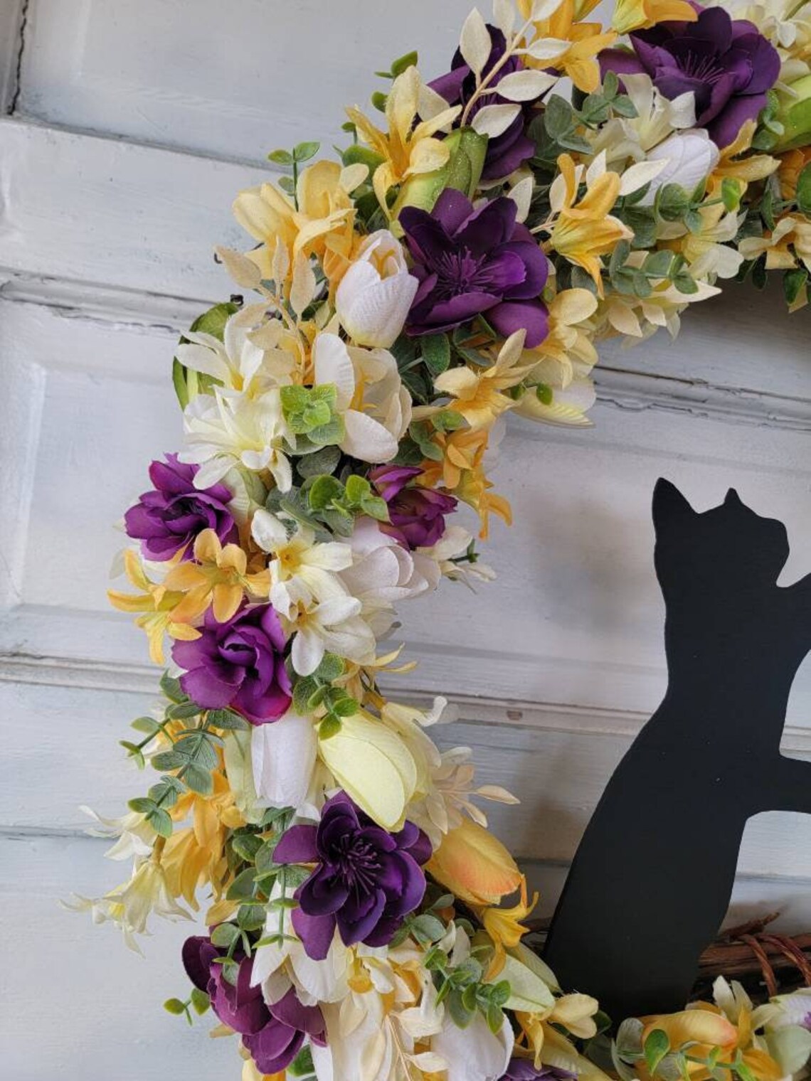 Spring Crescent Moon Black Cat Wreath W/ Tulips & Dangling - Etsy