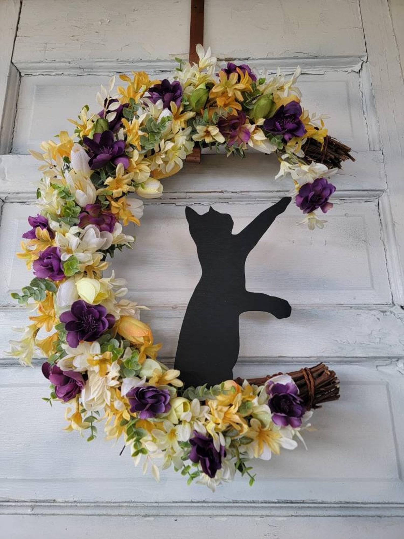 Spring Crescent Moon Black Cat Wreath W/ Tulips & Dangling - Etsy