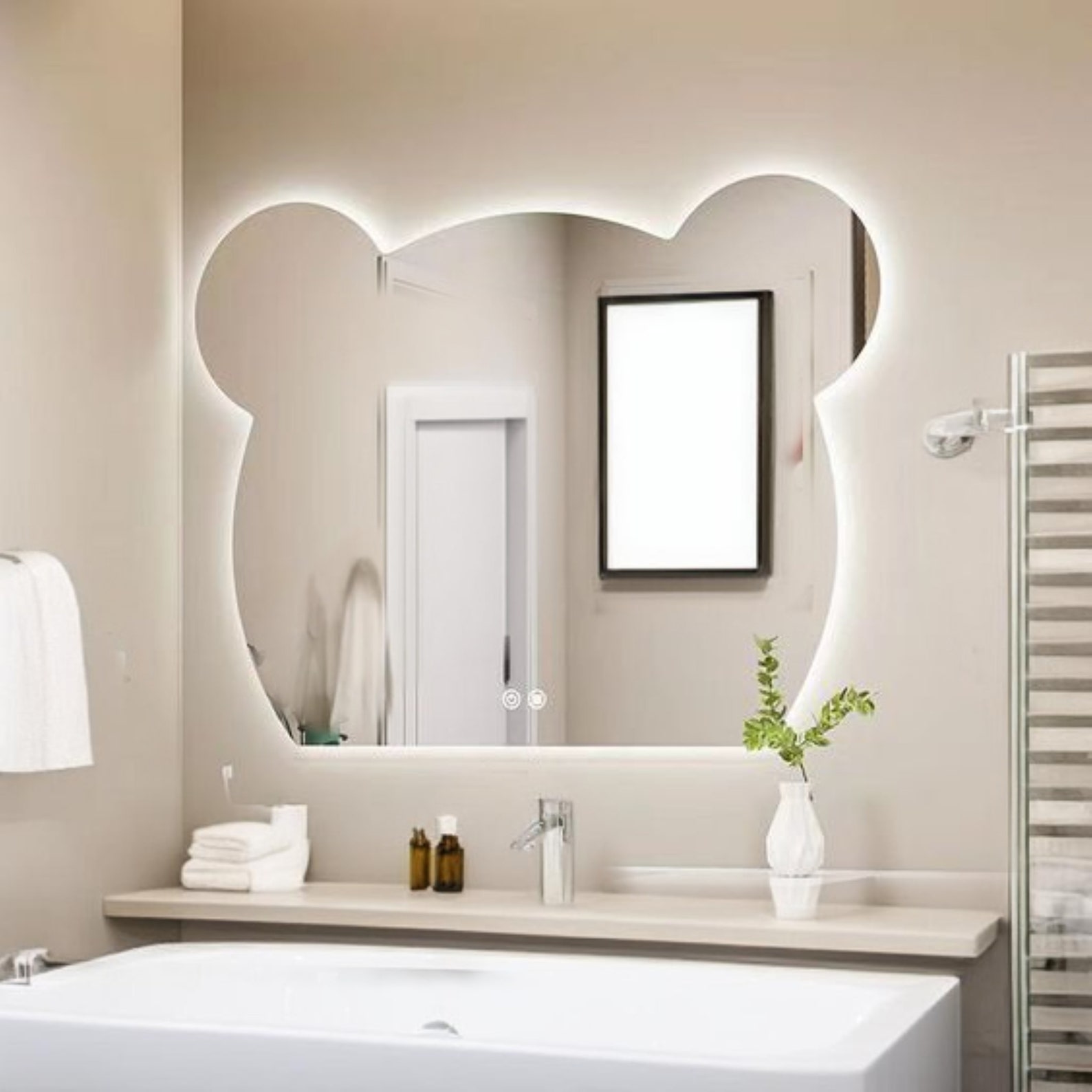 Adorable Bear Shaped Mirror With LED Light, Perfect for Kids' Rooms and ...