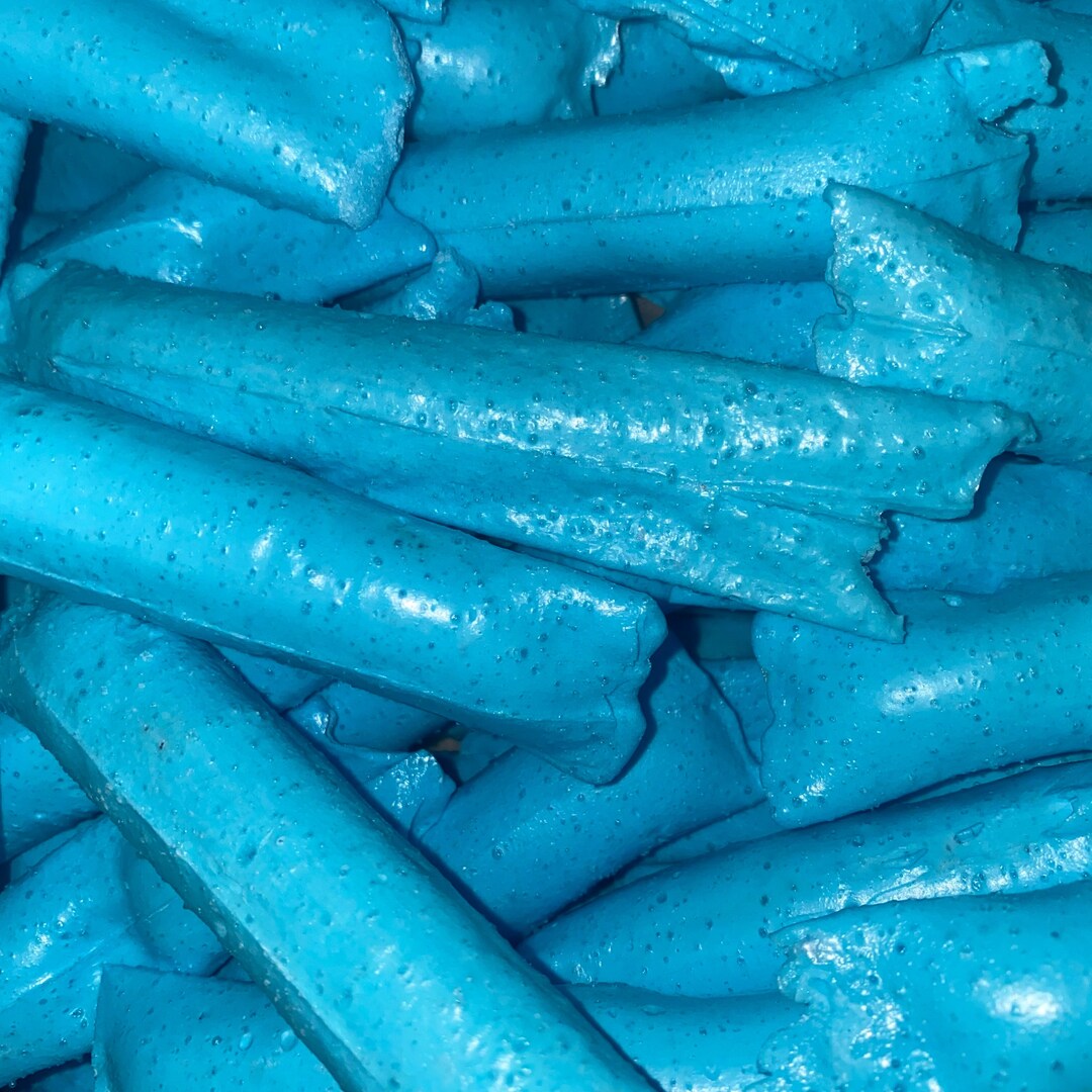 UK Freeze Dried Tango Sour Shockers Blue Raspberry Chew Bars | Crunchy ...
