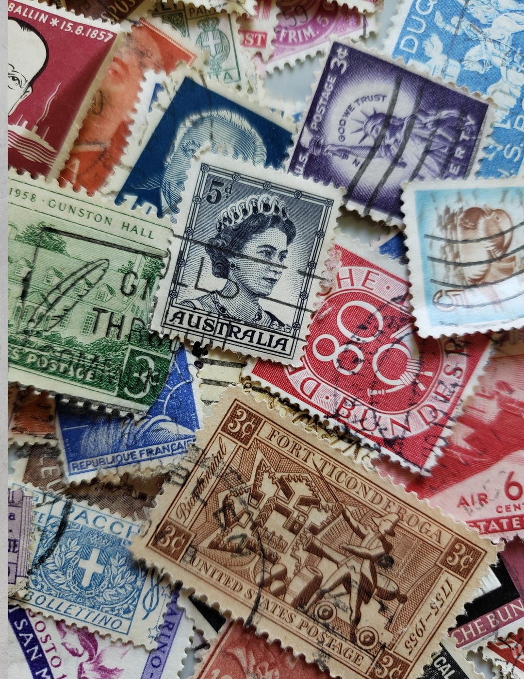 50 Vintage USED World Postage Stamps, Assorted Used Stamps From Around ...